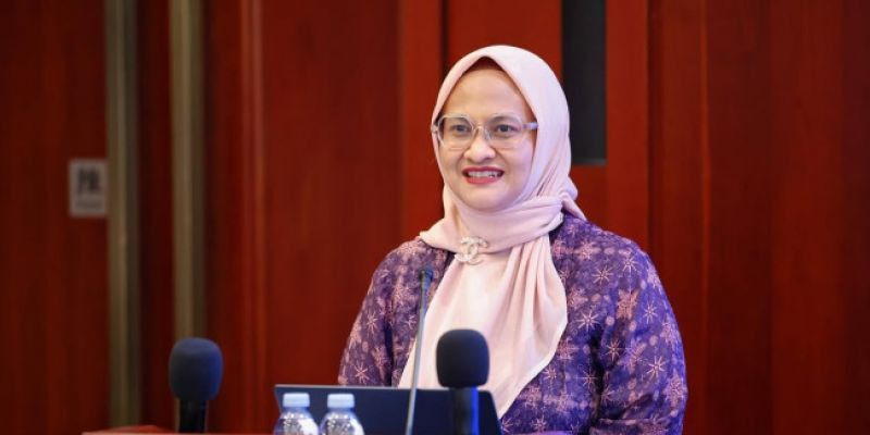 Profil Dian Siswarini: Perempuan Pertama yang Menjadi Dirut PT Telkom