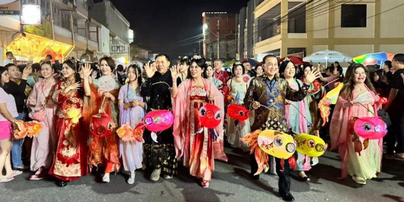 Festival Moon Cake 2025 Warnai Kota Singkawang