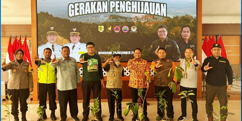 Yulius Setiarto: Bersama Mbah Sadiman, Penghijauan Wonogiri Wujud Bela ...