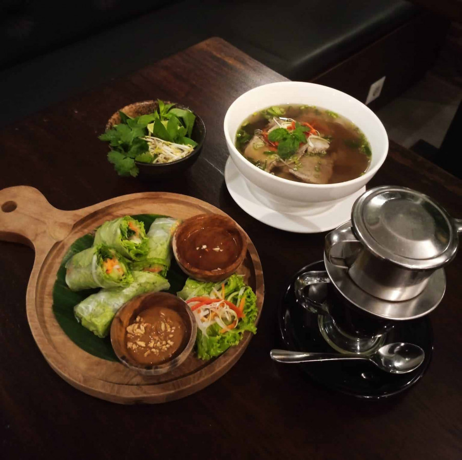 Temukan Nikmatnya Cita Rasa Asli Menu Vietnam di Saigon Cafe - Sanur